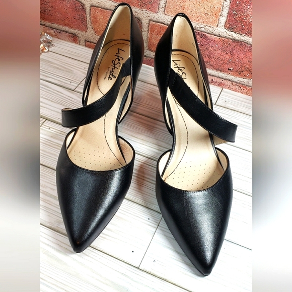 Life Stride | Shoes | Life Stride Soft System Black Heels Size W | Poshmark